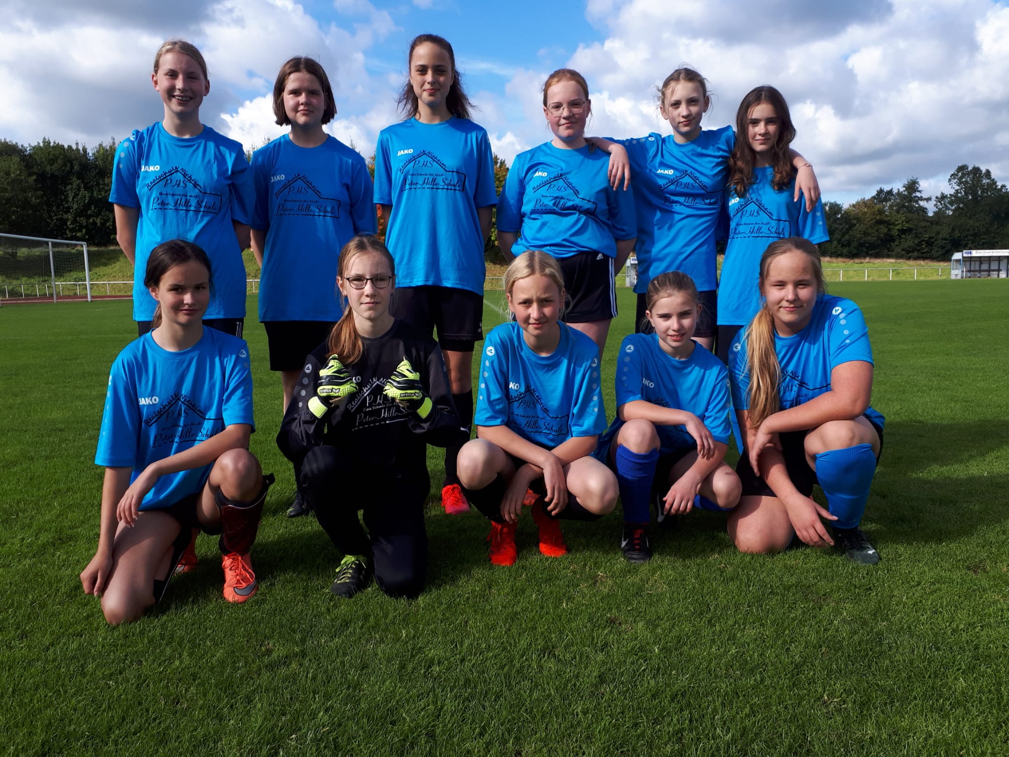 Fußball Kreismeisterschaft der Mädchen - Peter Hille Schule